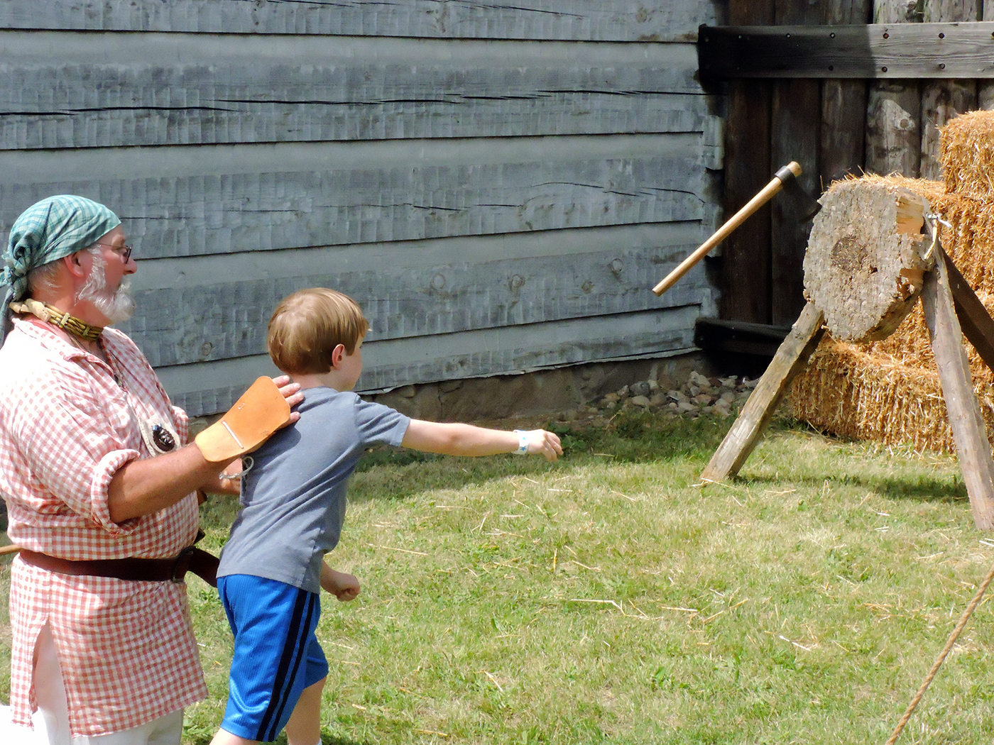 Tomahawk Toss | News, Sports, Jobs - The Herald Star